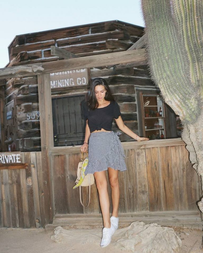 Chic Summer Outfits For Humid Weather + The Ultimate Accessories