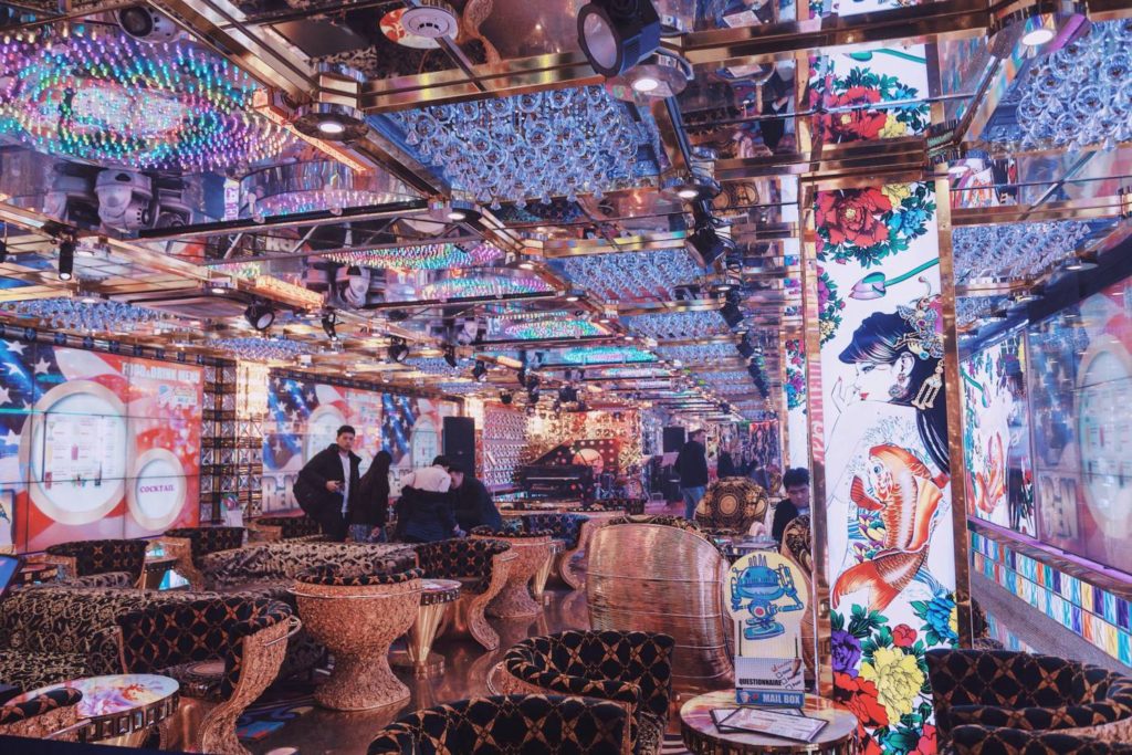 Robot Restaurant Tokyo, Japan: 5 Things You Need To Know