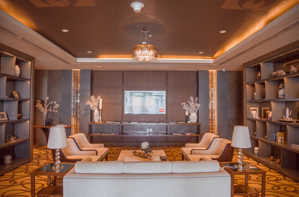 The Best Hotel In Cebu City To Stay At (With A BEAUTIFUL Rooftop)