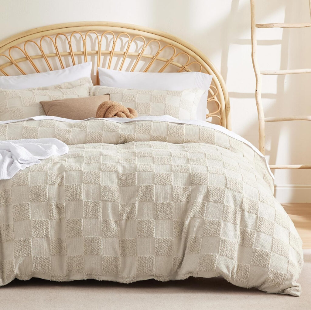 Unique Bedding Designs For Your Luxurious Bedroom Oasis